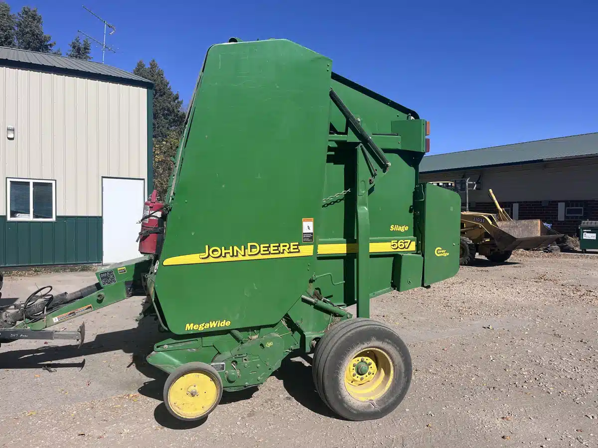 Used 2005 John Deere 567 Round Baler | AgDealer