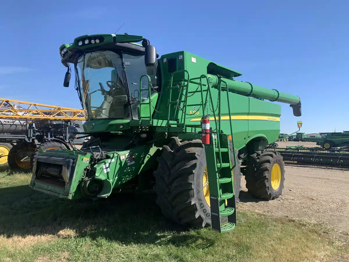 Used 2021 John Deere S770 Combine