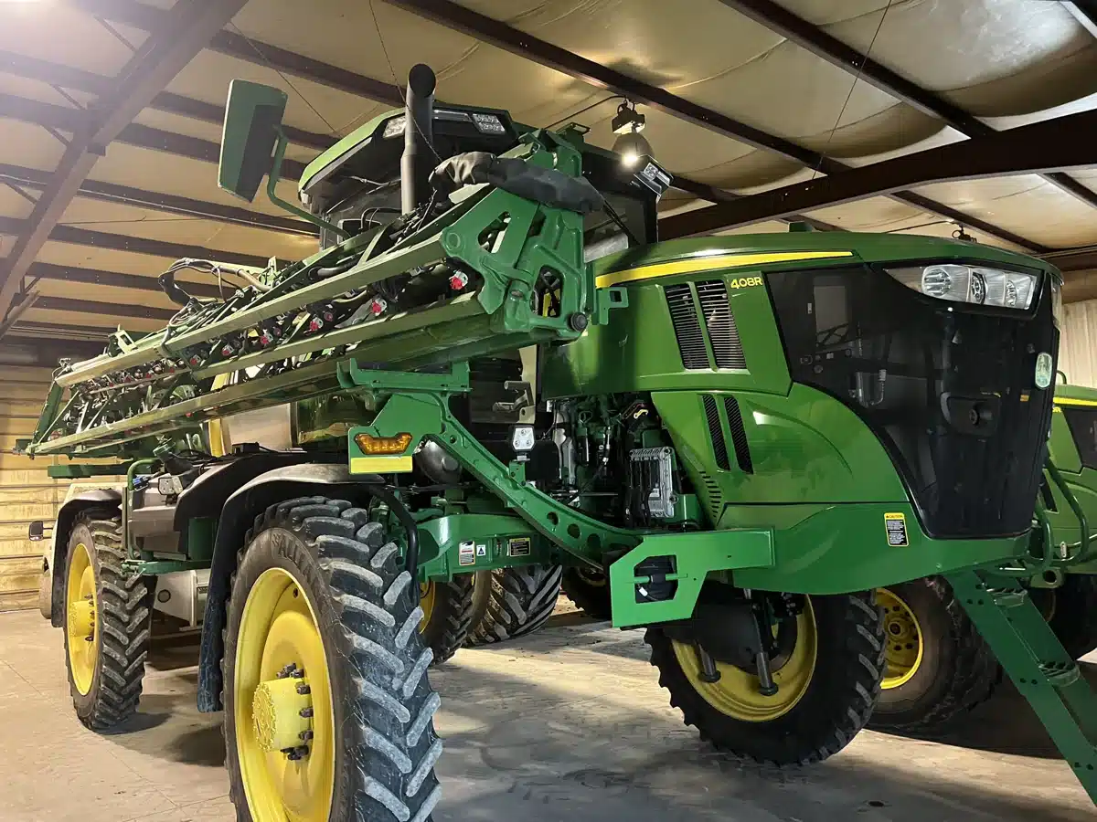 Used 2022 John Deere 408R Sprayer - Self Propelled