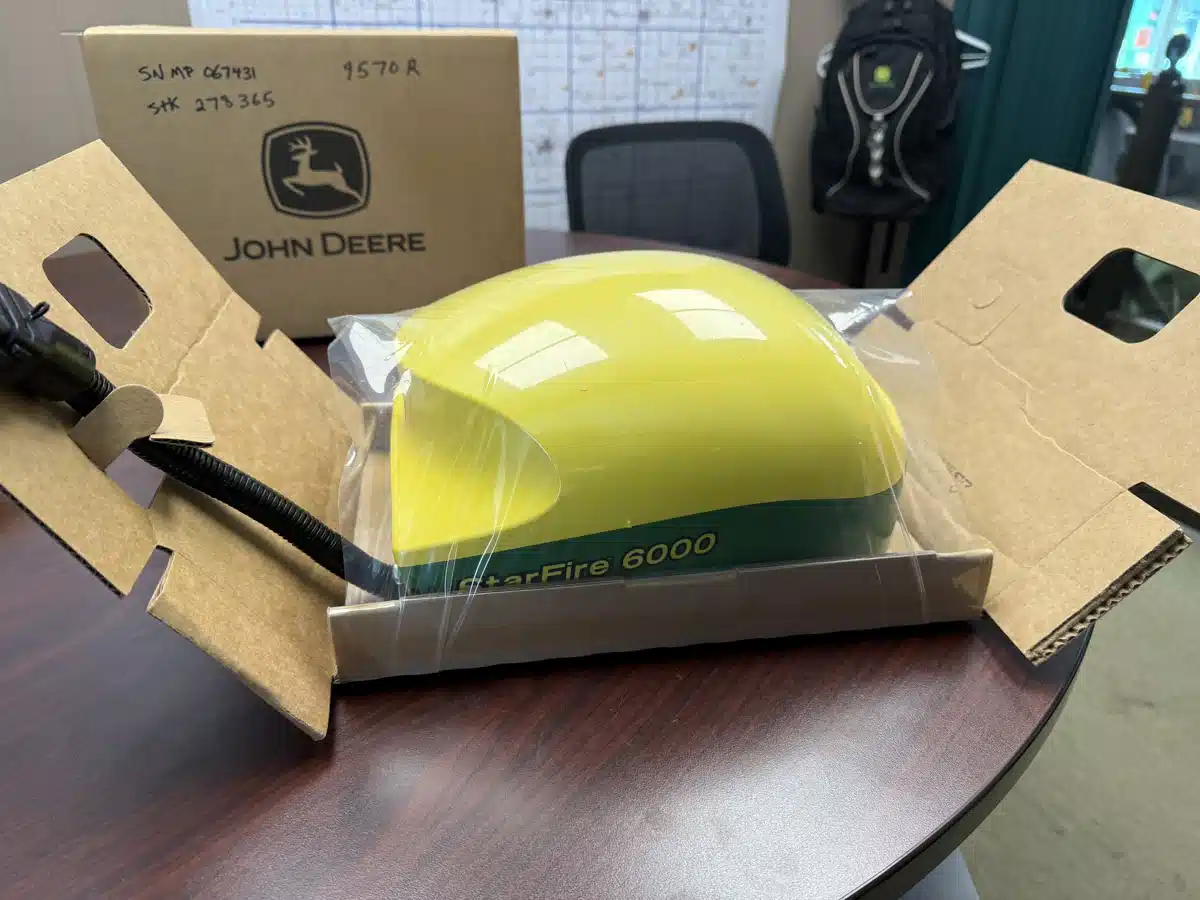 Used 2021 John Deere STARFIRE 6000 Guidance System