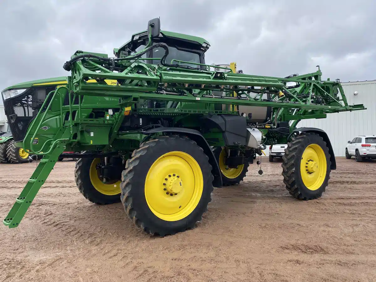 Used 2024 John Deere 410R Sprayer - Self Propelled