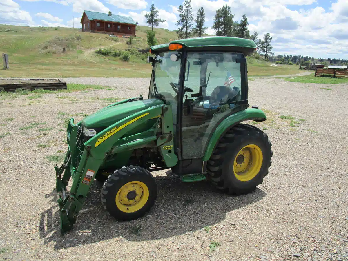Used 2009 John Deere 3520 Tractor
