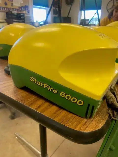 Used John Deere STARFIRE 6000 Guidance System