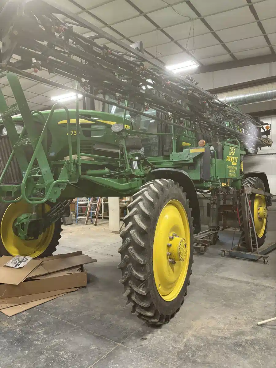Used 2013 John Deere 4730 Sprayer - Self Propelled