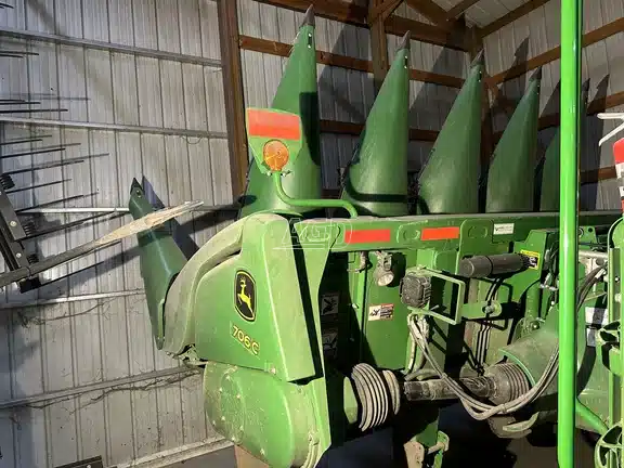 Used 2019 John Deere 706C Header - Row Crop | AgDealer