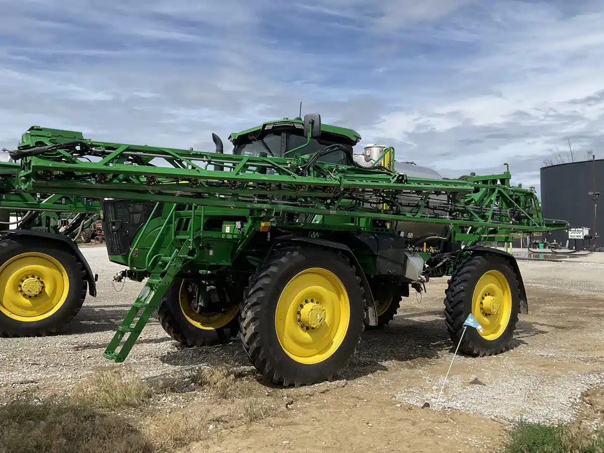 Used 2024 John Deere 616R Sprayer - Self Propelled | AgDealer