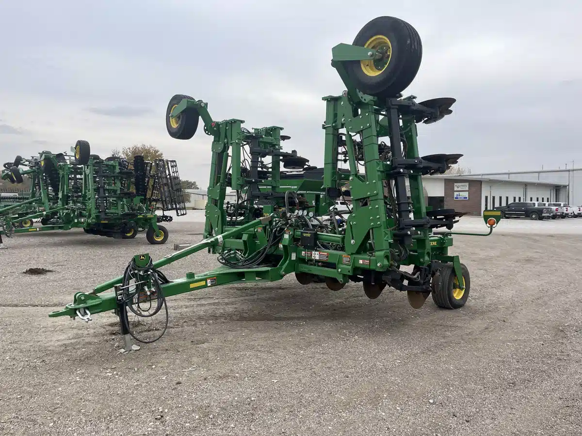 Used 2021 John Deere 2510H Anhydrous Applicator