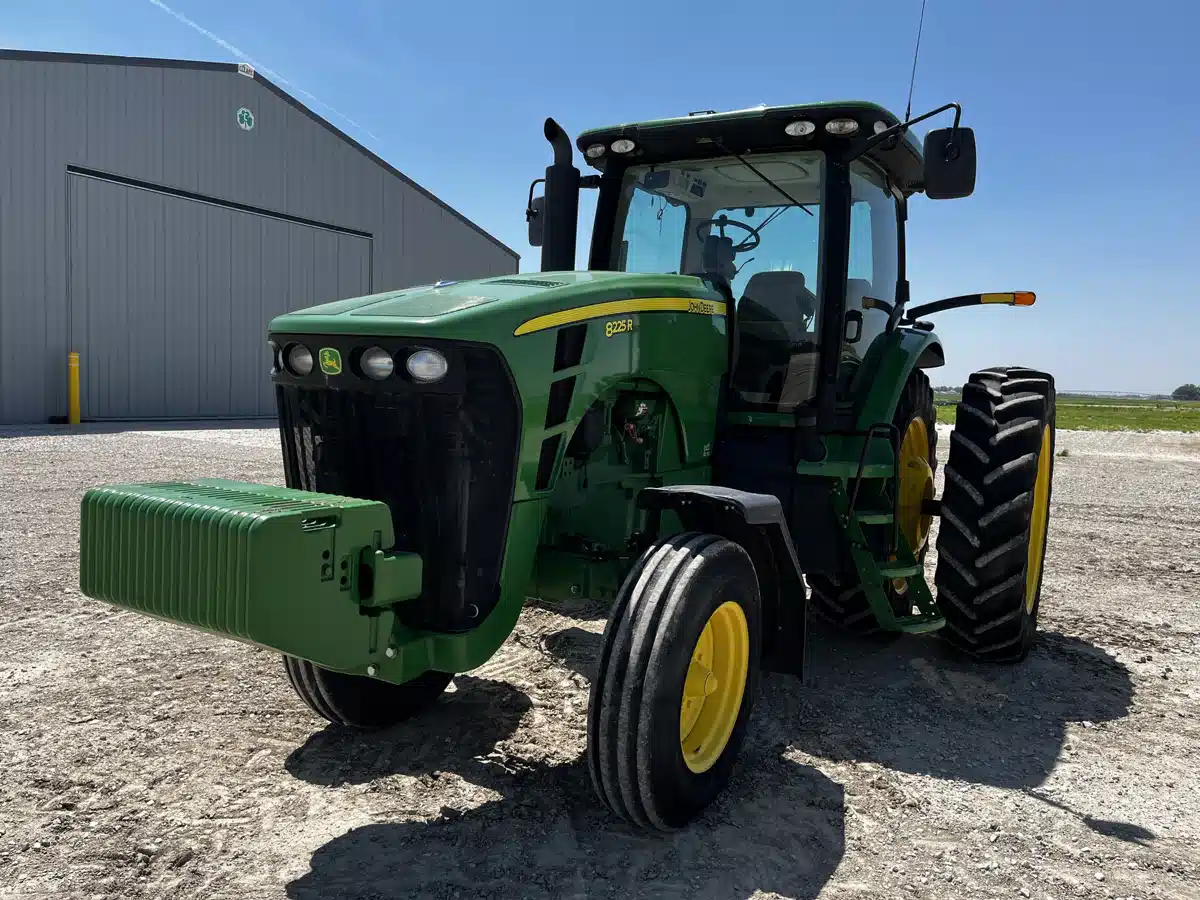 Used 2010 John Deere 8225R Tractor