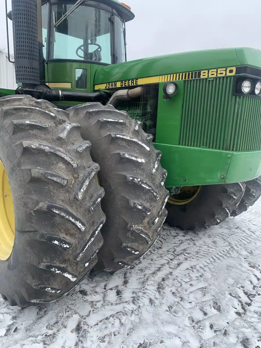 Used 1984 John Deere 8650 Tractor