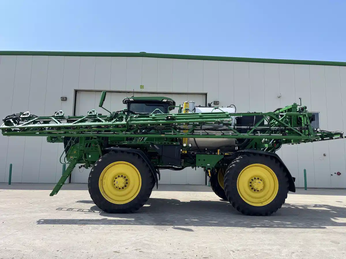 Used 2023 John Deere 616R Sprayer - Self Propelled