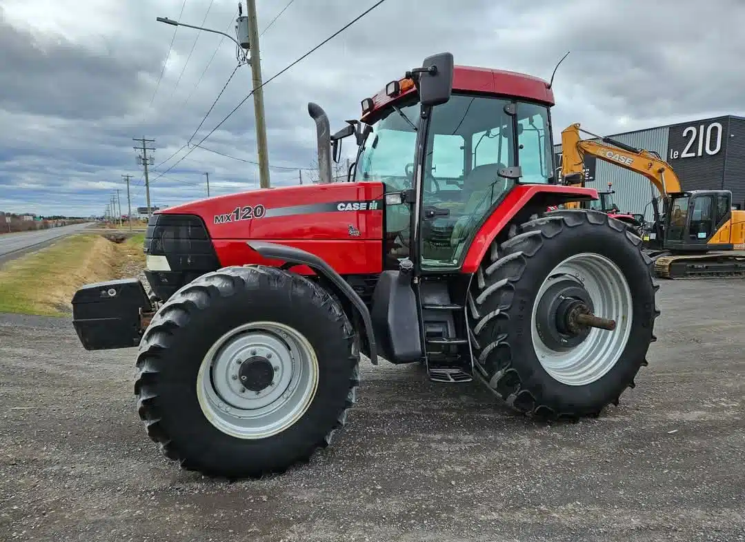Used 2000 Case IH MX120 Tractor