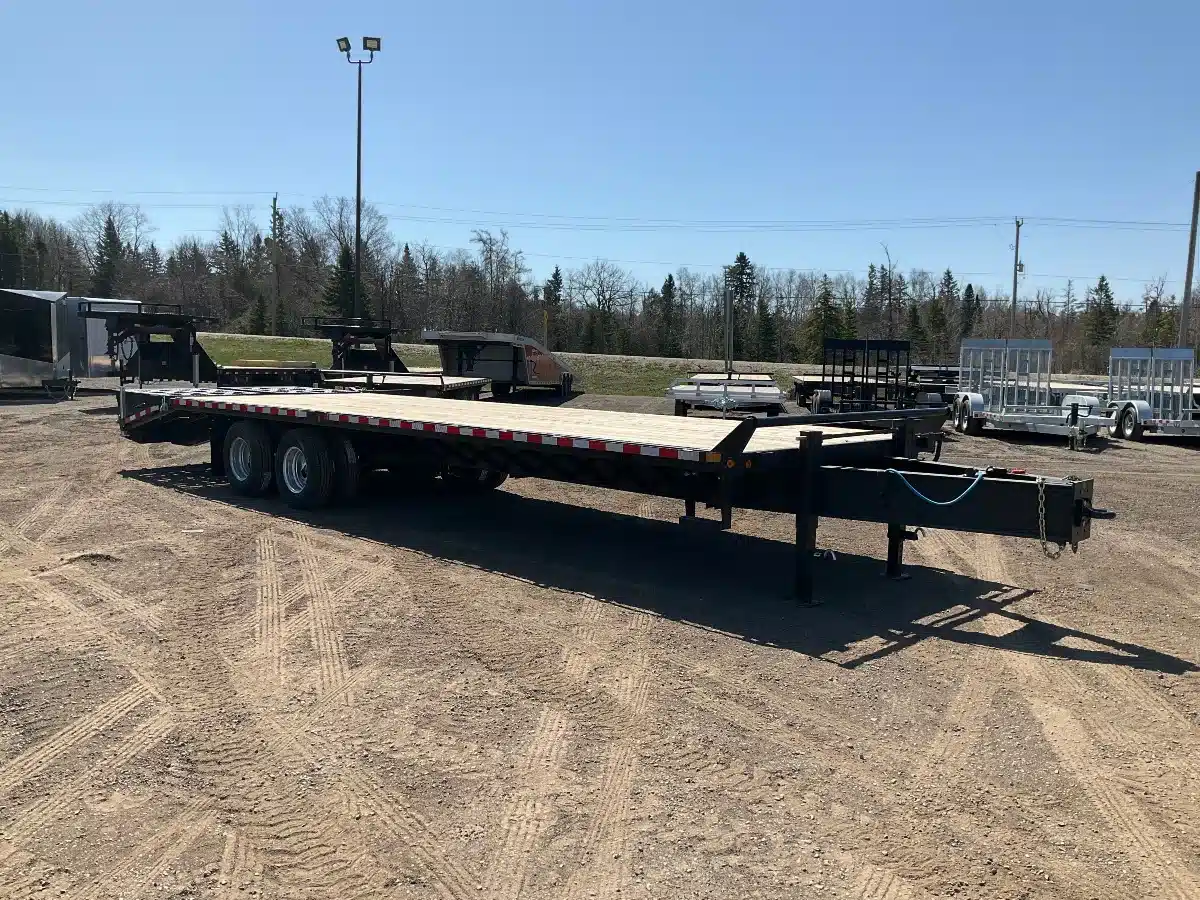 Used 2025 Canada Trailers 8.5x30 12 Ton Deckover Equipment Trailer ...