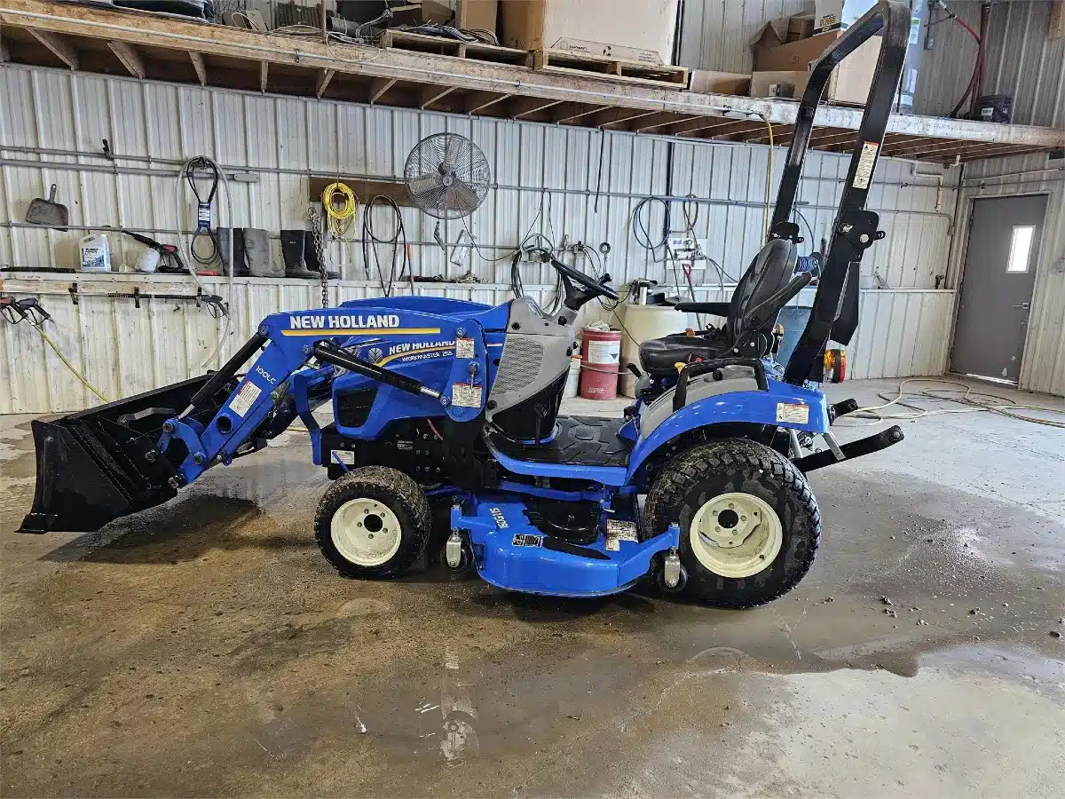 Used 2021 New Holland WORKMASTER 25 Tractor | AgDealer