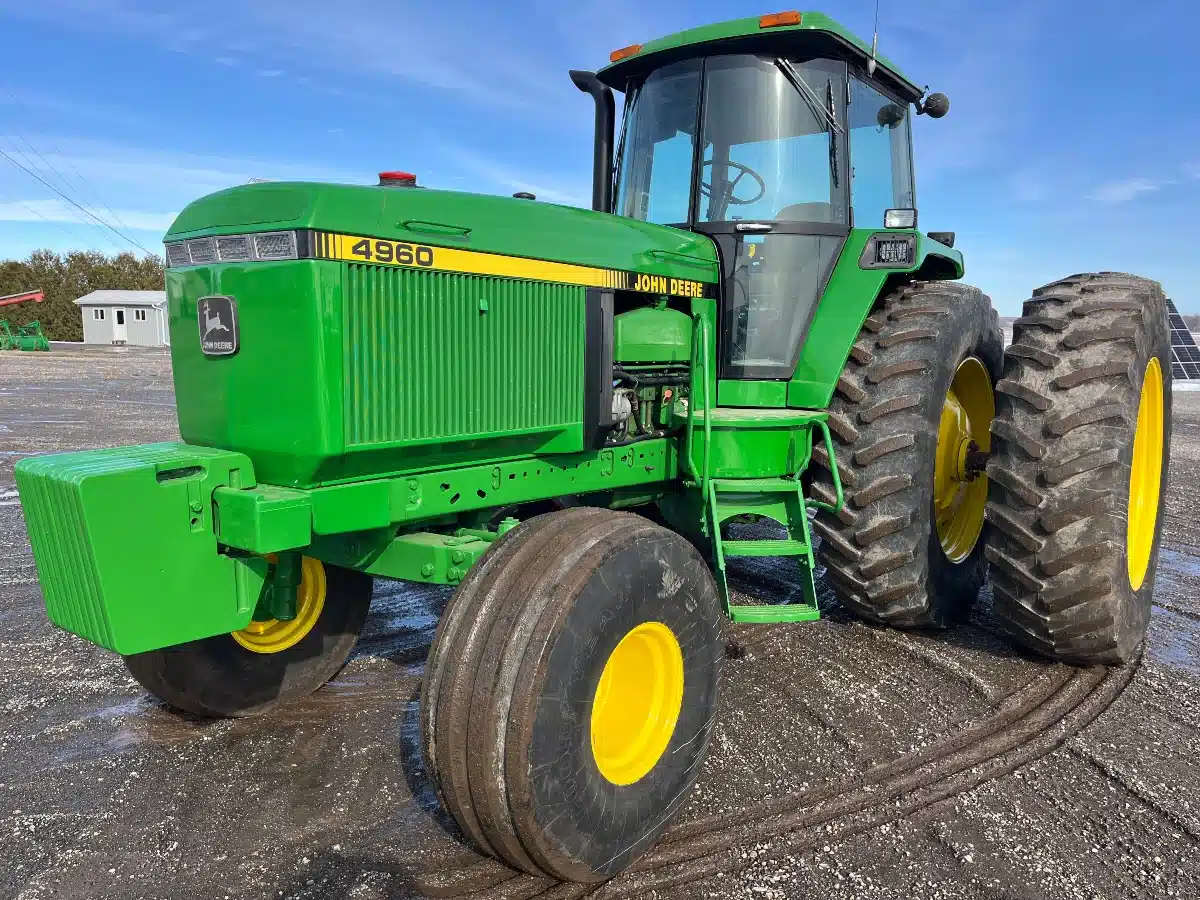 Used 1992 John Deere 4960 Tractor