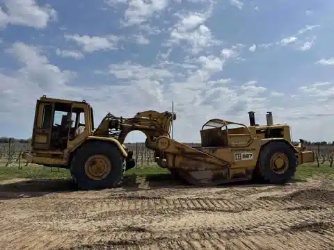 Used 1973 Caterpillar 672 Scraper
