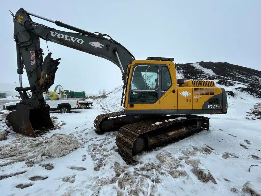 Used Unknown Volvo EC210BLC Excavator | AgDealer