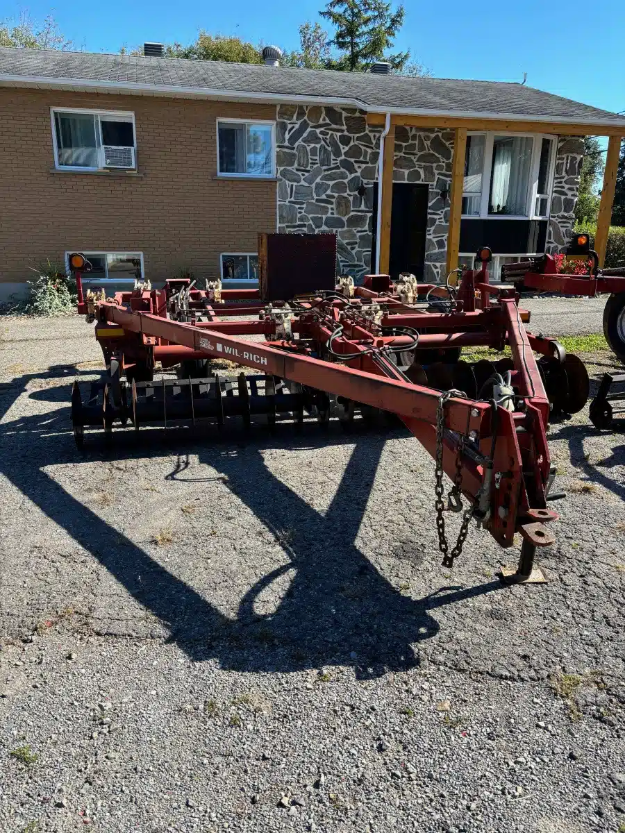 Used Wil-Rich 4411 Disc Chisel | AgDealer