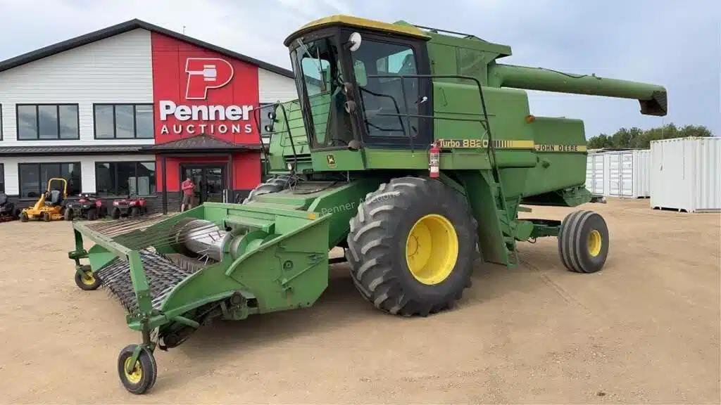 Used John Deere 8820 Combine | AgDealer