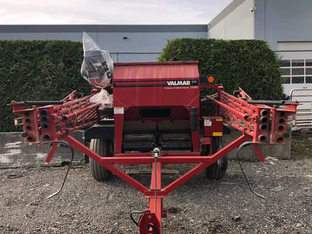 Used 2018 Valmar 245 Spreader - Fertilizer