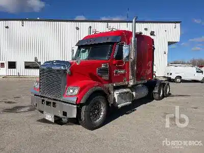 Used 2018 Freightliner 122SD Semi-Truck