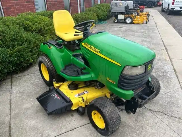 Used 2003 John Deere X495 Lawn Tractor | AgDealer