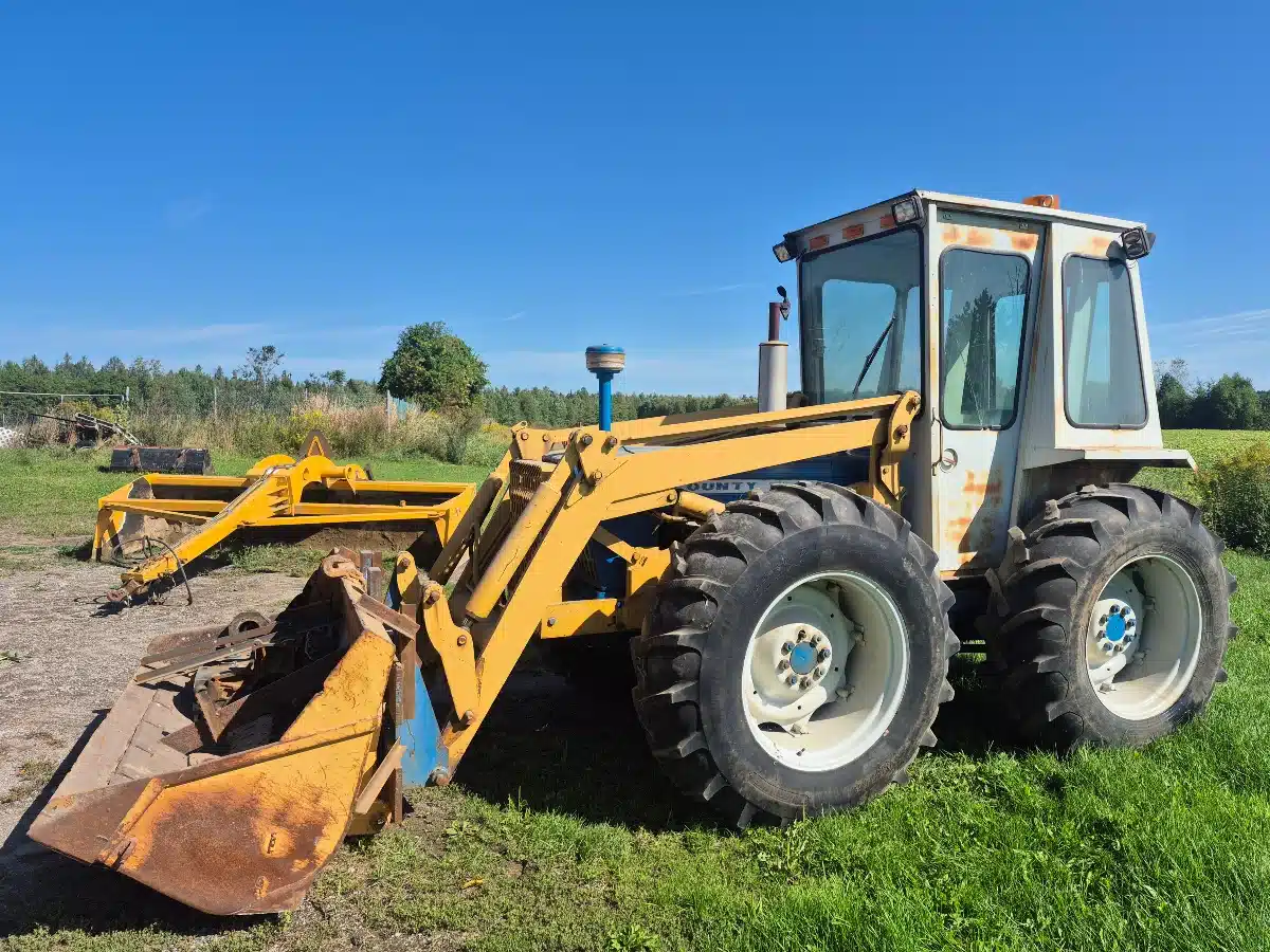 Used 1975 Ford COUNTY 754 Tractor