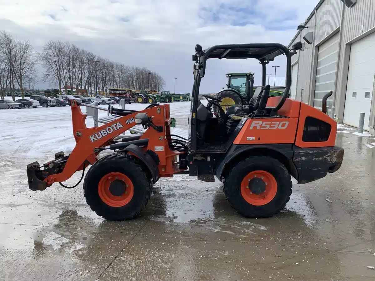 Used Kubota R530 Tractor Loader | AgDealer