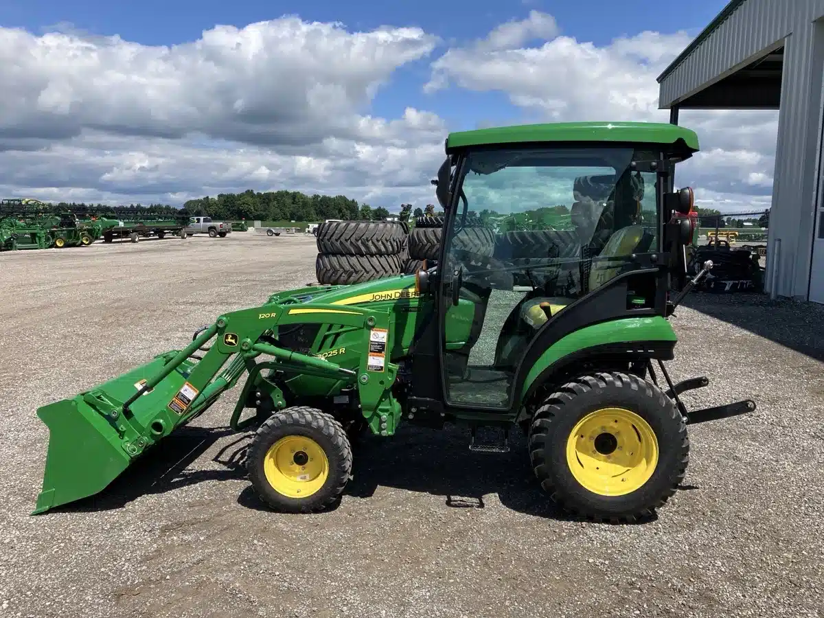 Used 2022 John Deere 2025R Tractor | AgDealer
