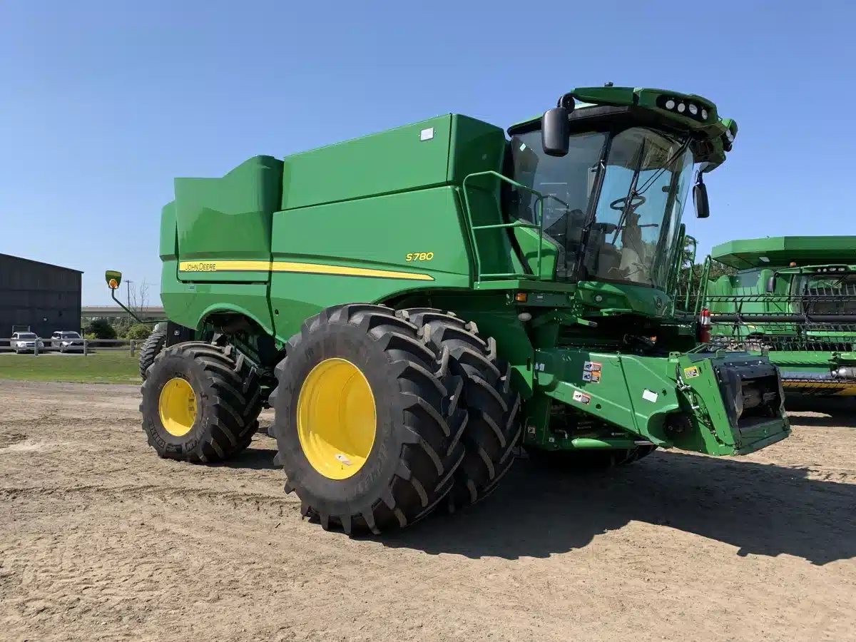 Used 2021 John Deere S780 Combine | AgDealer