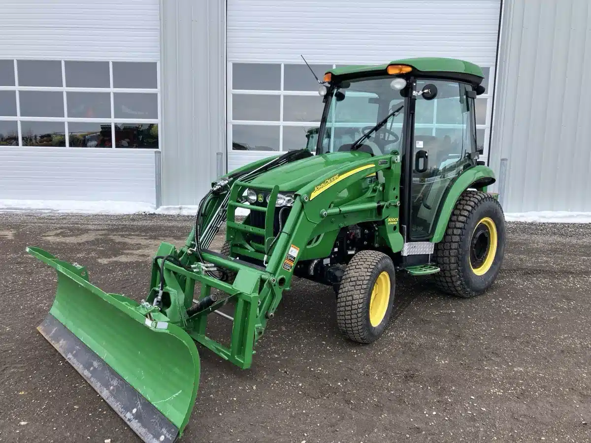 Used 2013 John Deere 3520 Tractor