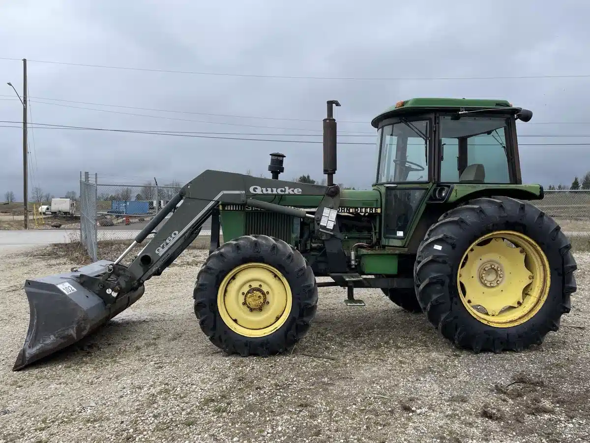 Used 1983 John Deere 3140 Tractor