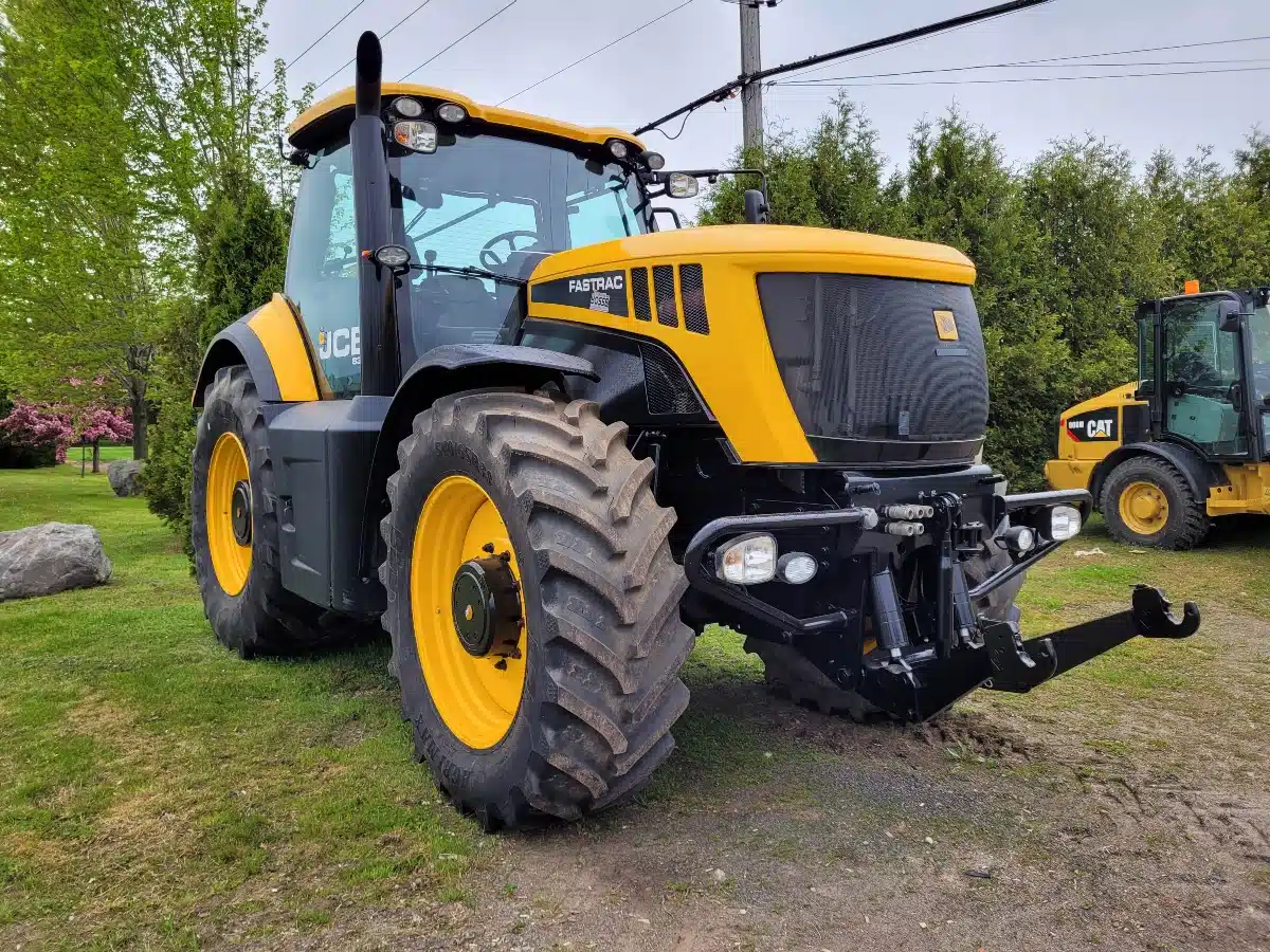 Usagé 2013 JCB FASTRAC 8310 Tracteur
