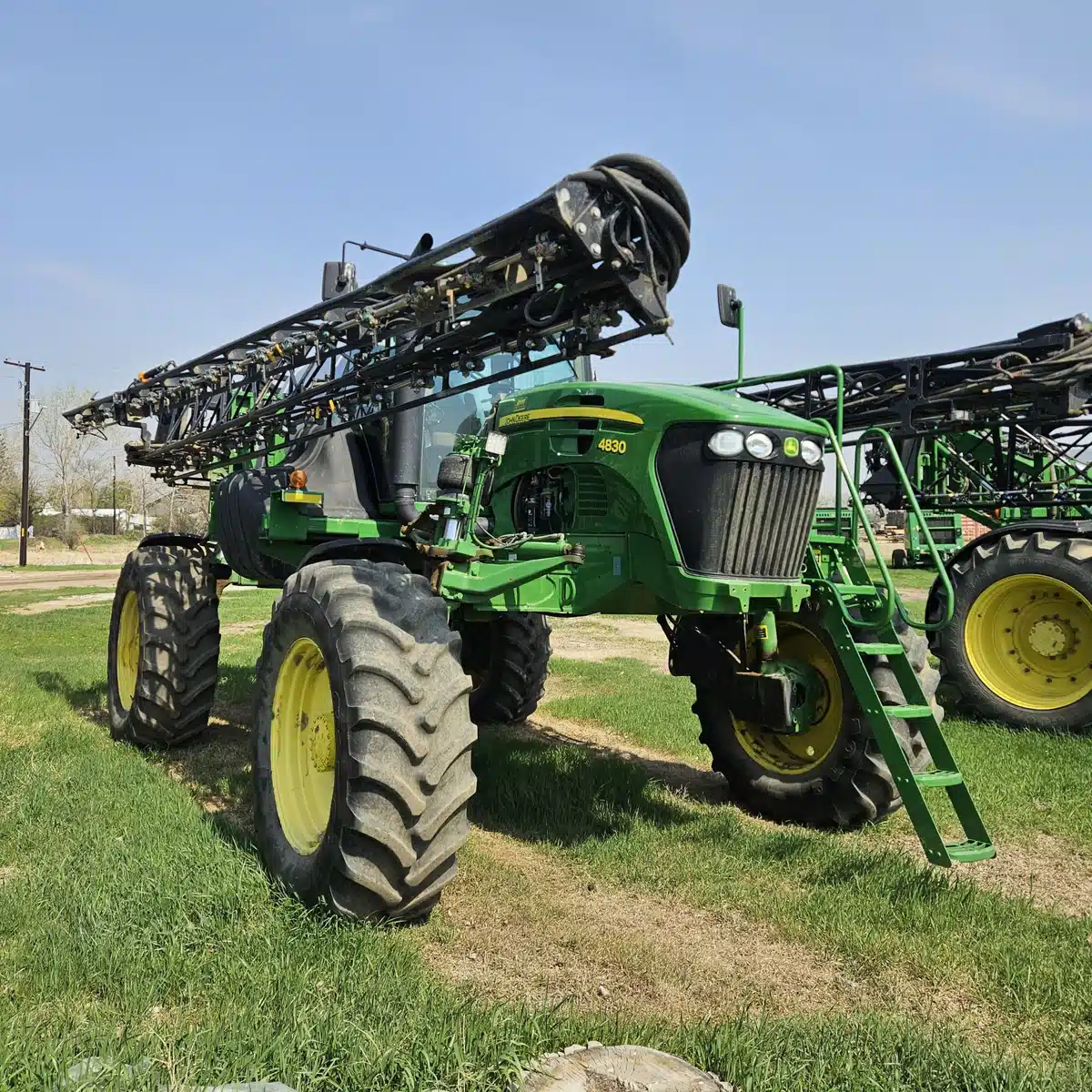 Used 2013 John Deere 4830 Sprayer - Self Propelled