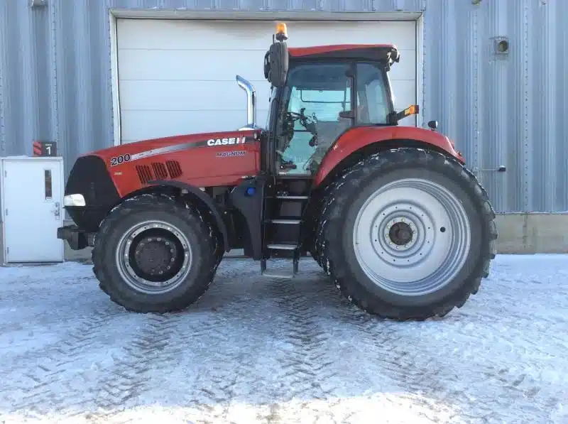 Used 2019 Case IH MAGNUM 200 Tractor