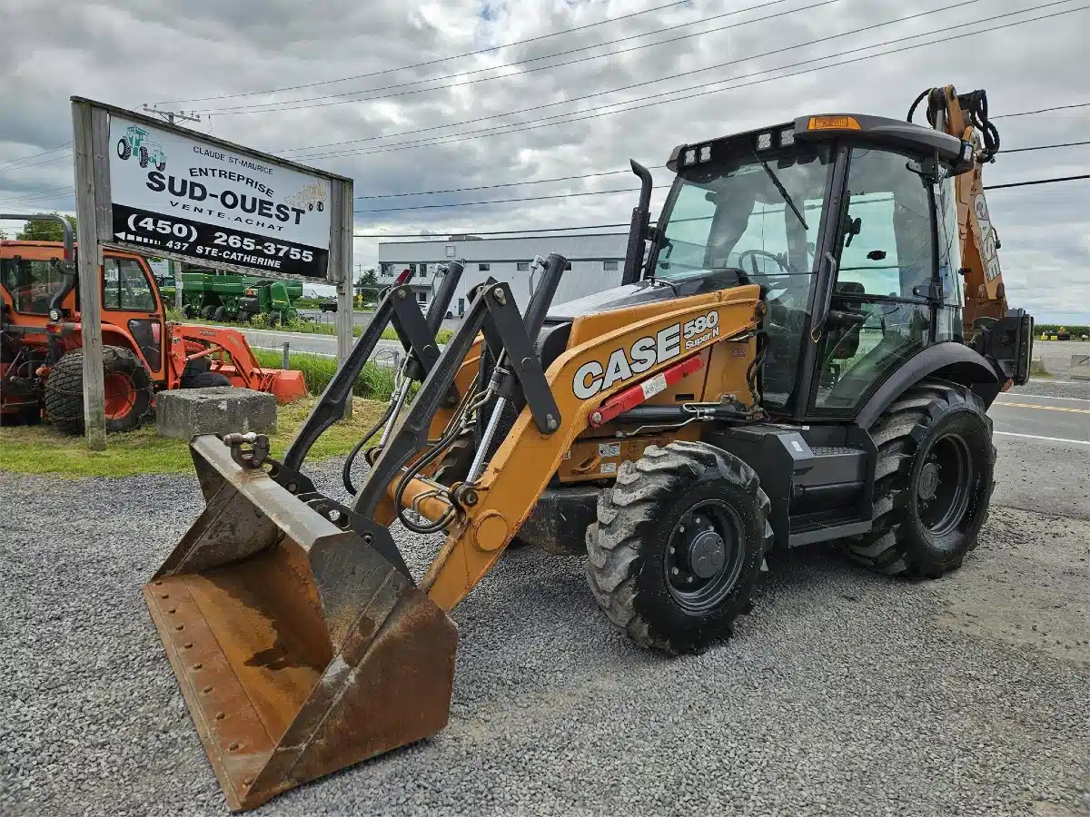 Used 2020 Case 580SN Backhoe Loader | AgDealer
