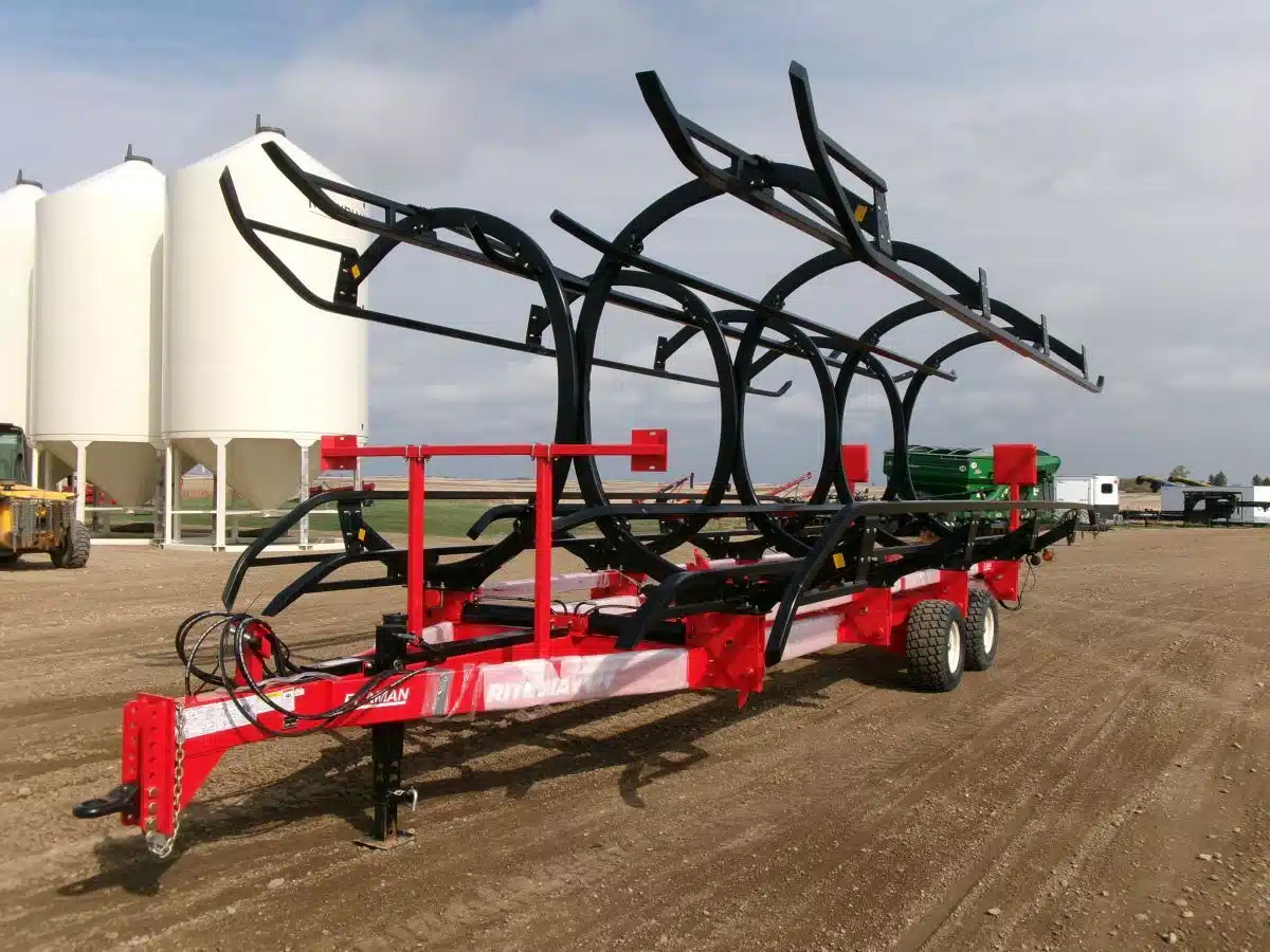 New 2024 Riteway 10 Bale Trailer - Self Loading | AgDealer