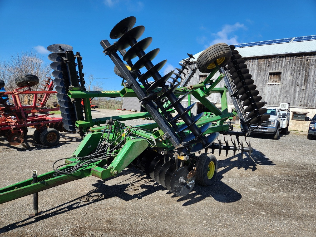 Used John Deere 630 Disc | AgDealer