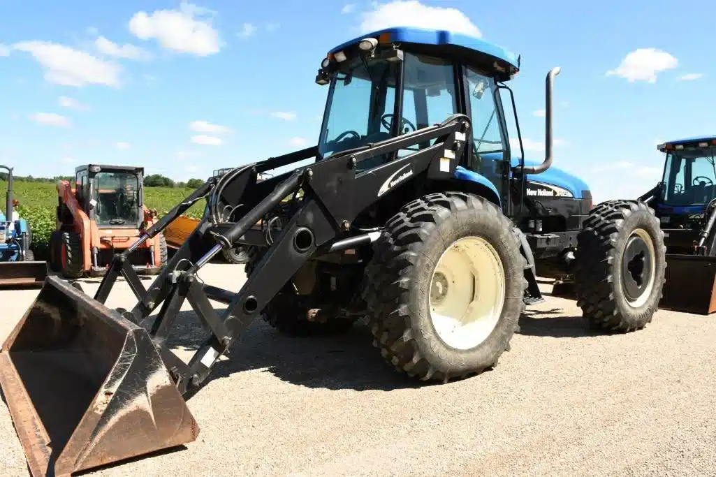 Used New Holland TV145 Tractor