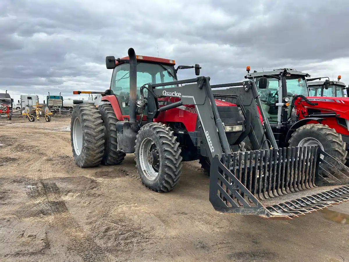 Used 2000 Case IH MX220 Tractor