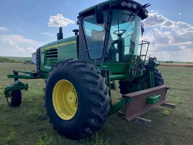 Used 2011 John Deere D450 Windrower | AgDealer