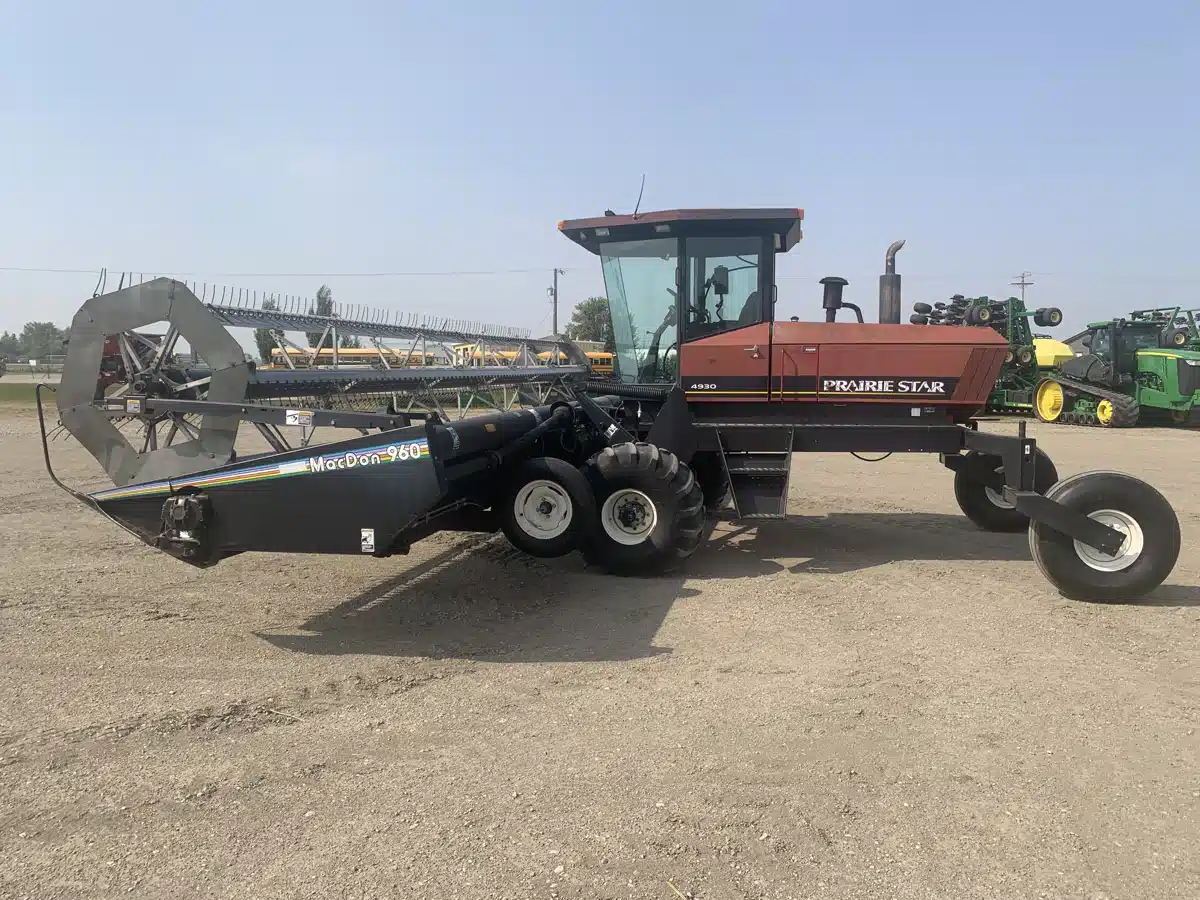 Used 1998 Prairie Star 4930 Windrower | AgDealer