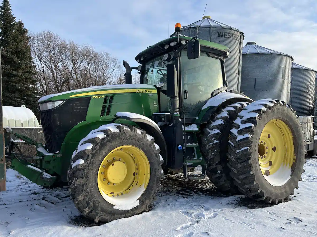 Used 2018 John Deere 7250R Tractor