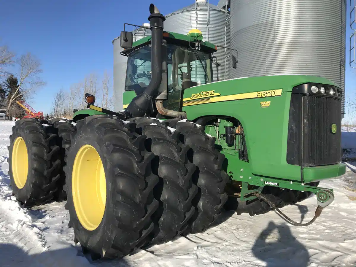 Used 2005 John Deere 9620 Tractor