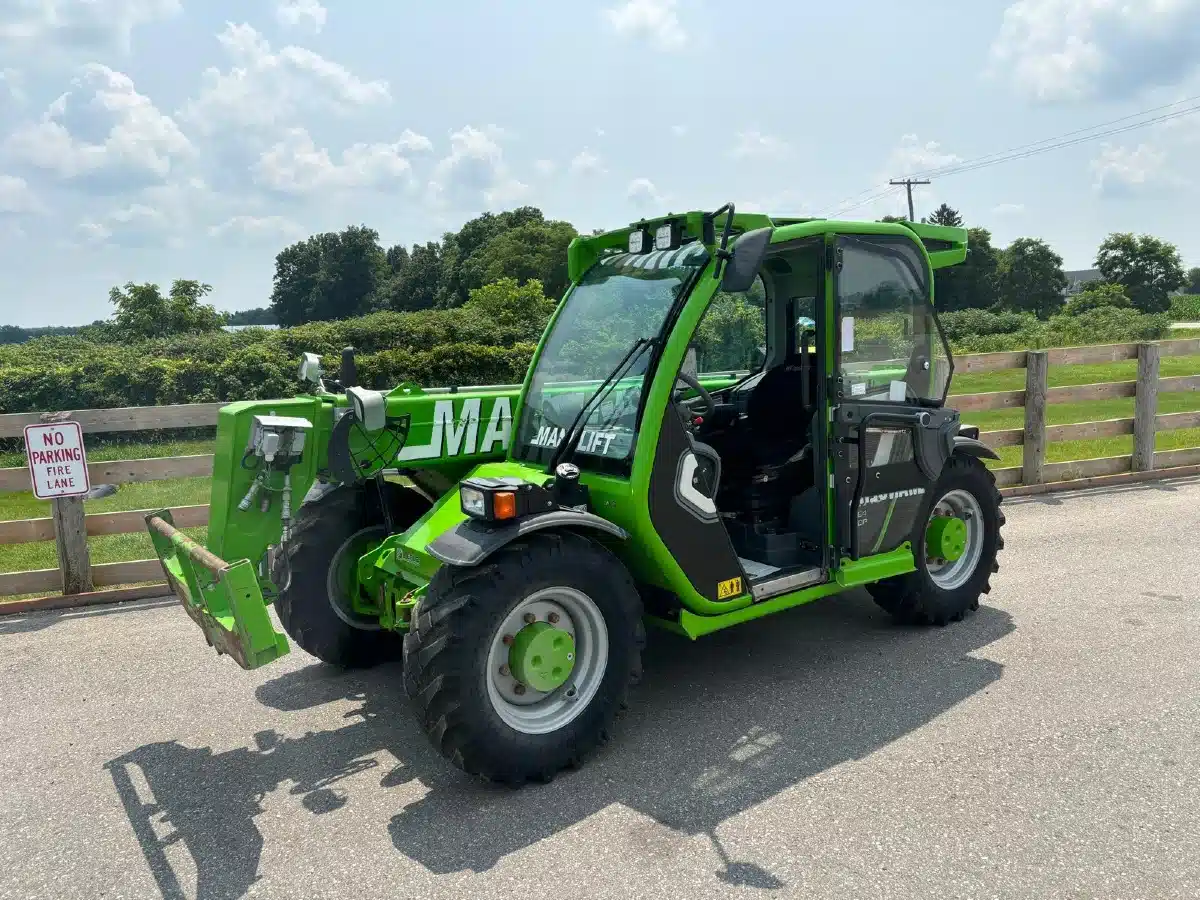 Used 2022 Merlo P27-6 EE4 TeleHandler | AgDealer