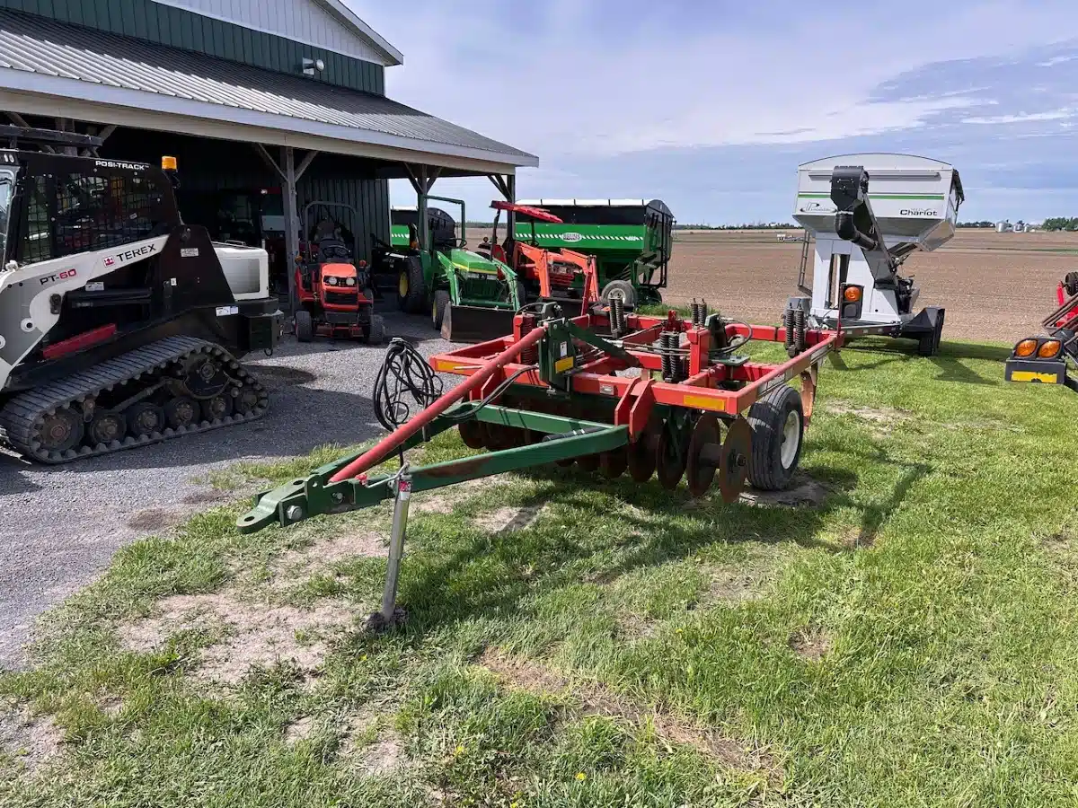 Used Brillion CD53 Disc Chisel | AgDealer