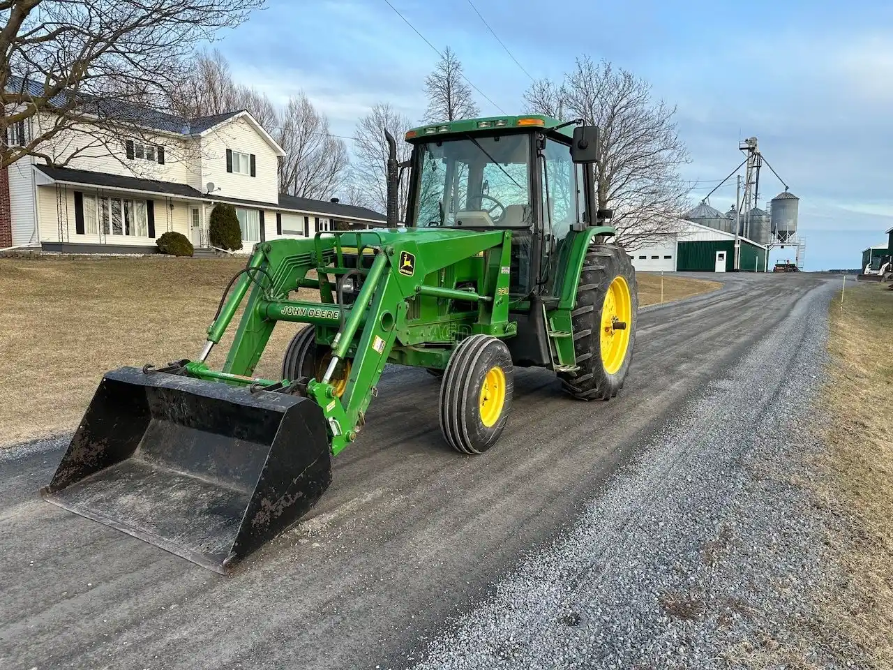 Usagé 1998 John Deere 6400 Tracteur | AgricoleIdéal