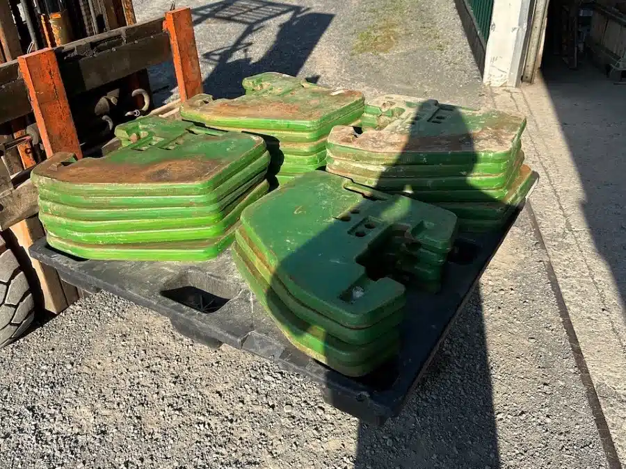 Used John Deere R127764 100 LBS Weights | AgDealer