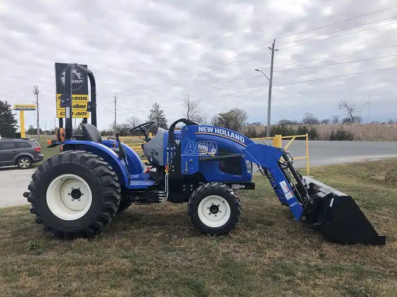 New 2023 New Holland WORKMASTER 35 Tractor | AgDealer