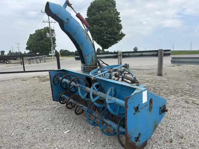 Used 1995 Lucknow D85H Snow Blower | AgDealer