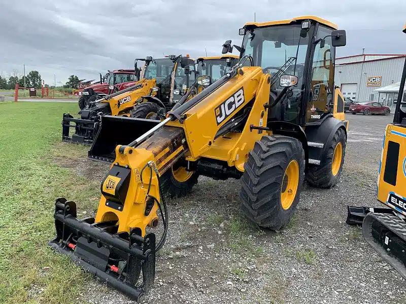 New 2024 JCB TM220 AGRI TeleHandler | AgDealer